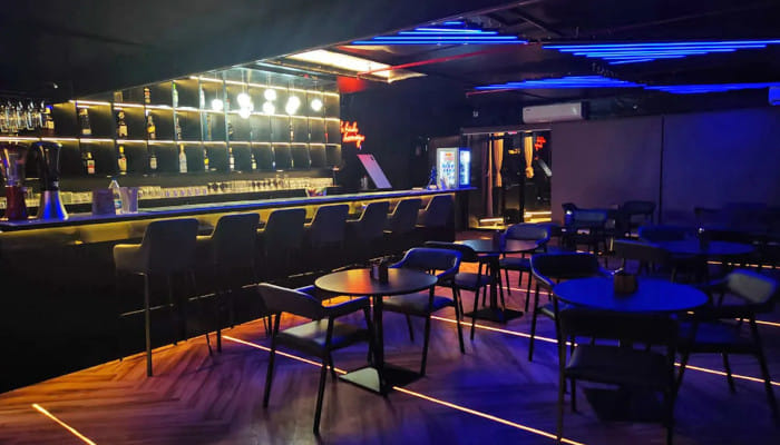 Restaurant Spotlight: The Hive- A Luxury Bar Club, This Ultimate Party ...
