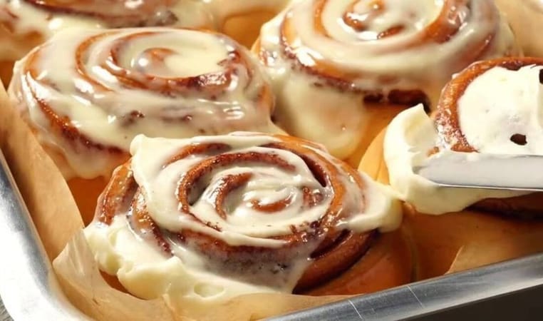 Menu of Cinnabon, Phoenix Market City, Kurla