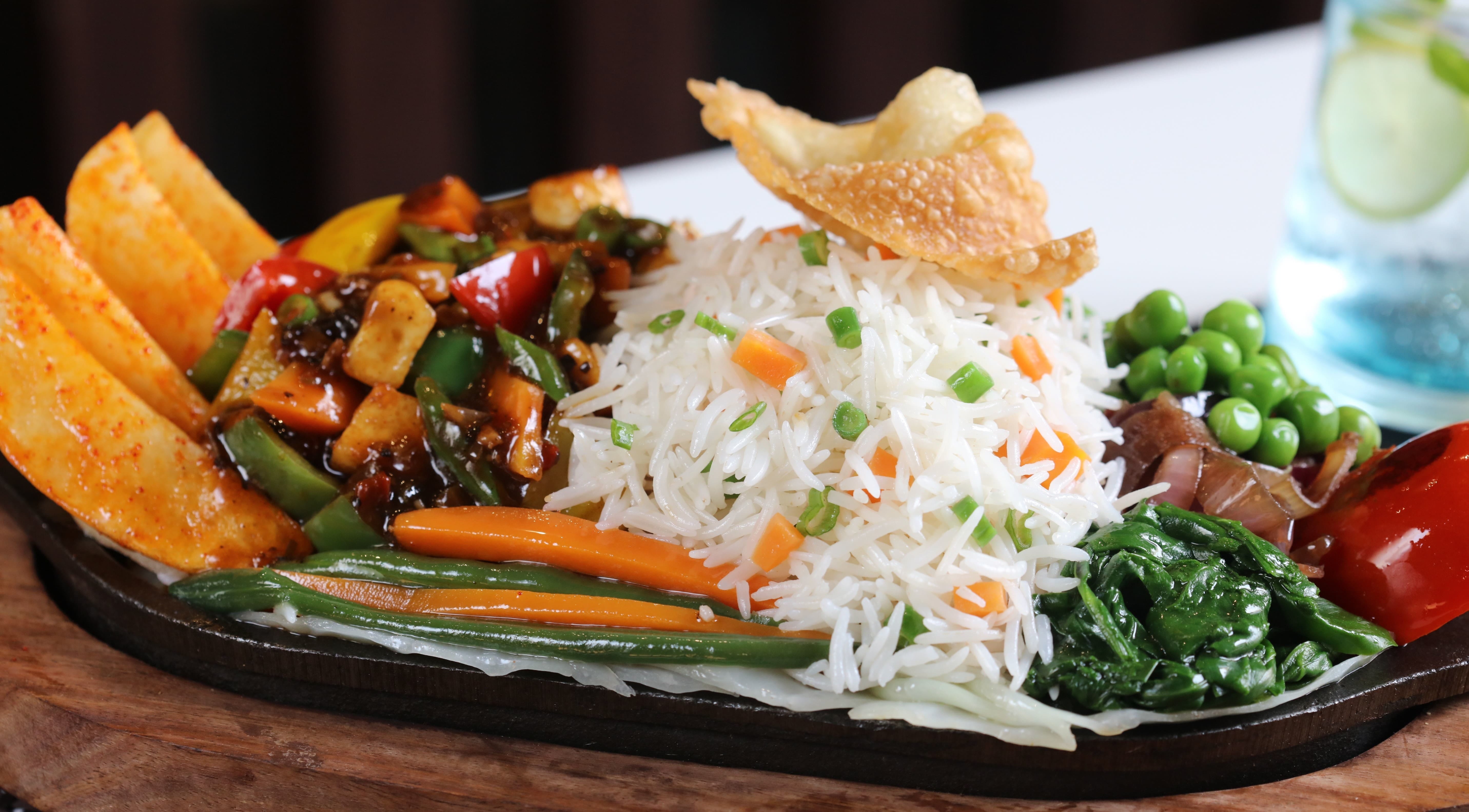 Warehouse Kitchen & Bar in Malad West, Western Suburbs | Get Upto 50% Off