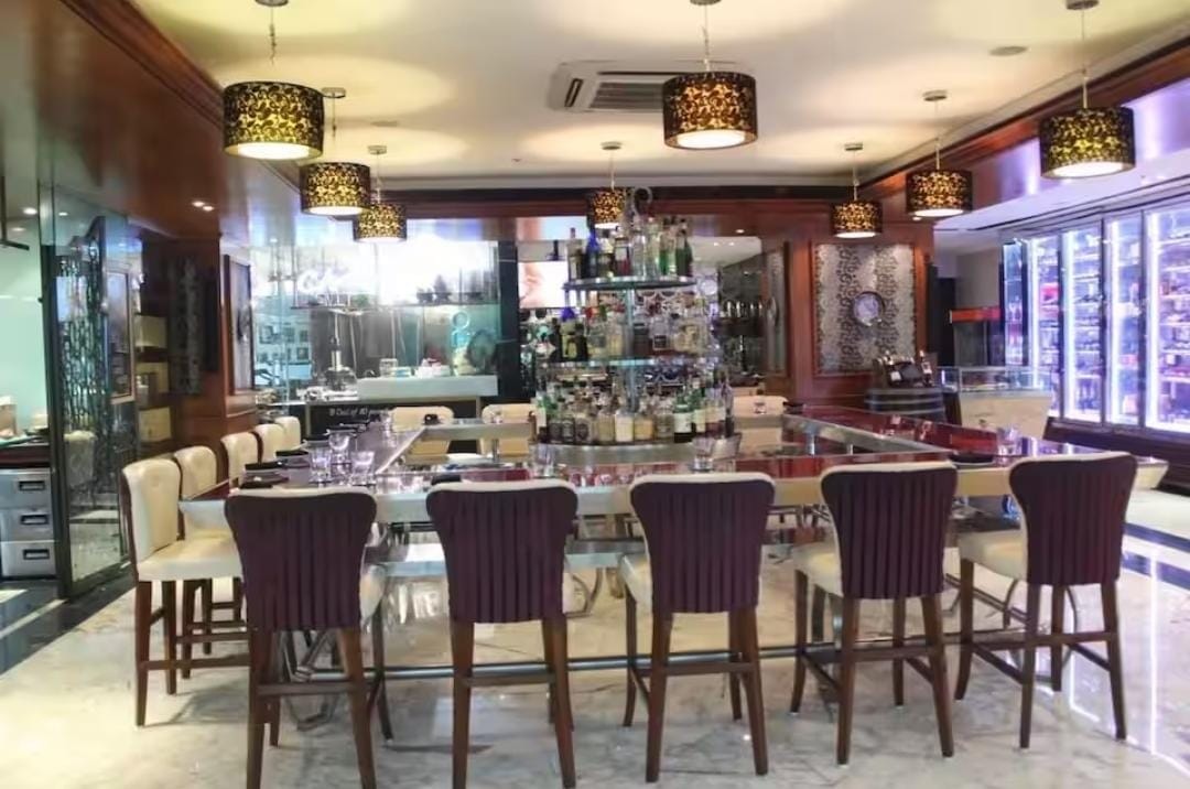 Cafe Restaurants in Bandra Kurla Complex (BKC), Western Suburbs | EazyDiner