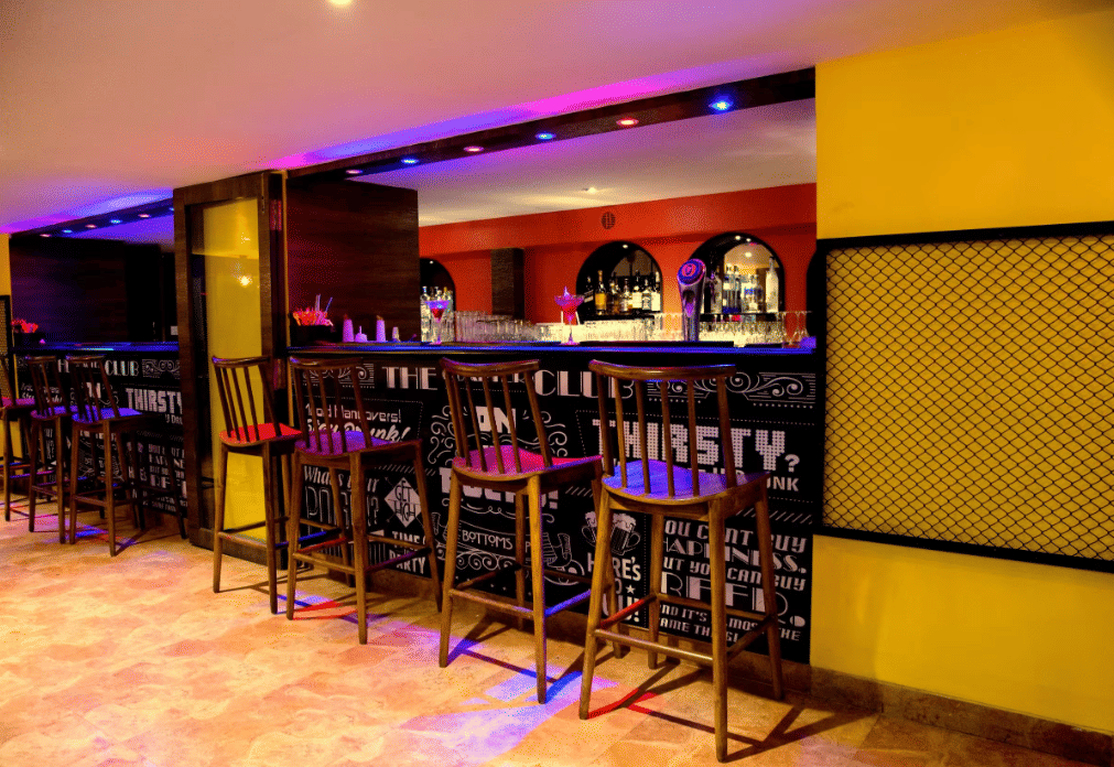 Best Bars and Pubs in Andheri East, Western Suburbs | EazyDiner