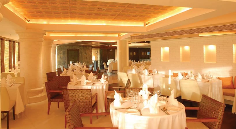 Photos of Peninsula Restaurant, The Peninsula Grand Hotel, Mumbai