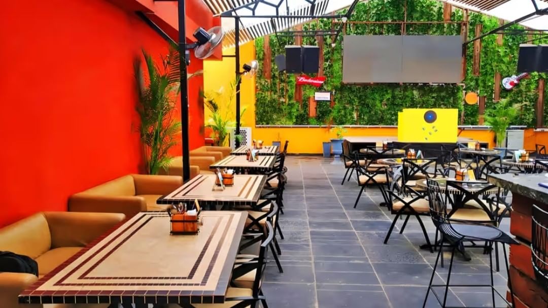 Best Bars and Pubs in HSR, South Bengaluru | EazyDiner