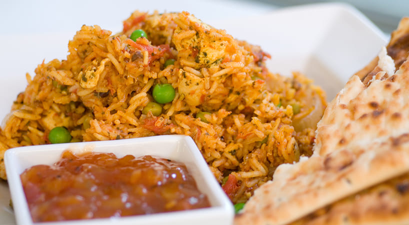 Explore Vallavan Restaurant in Arumbakkam, Chennai