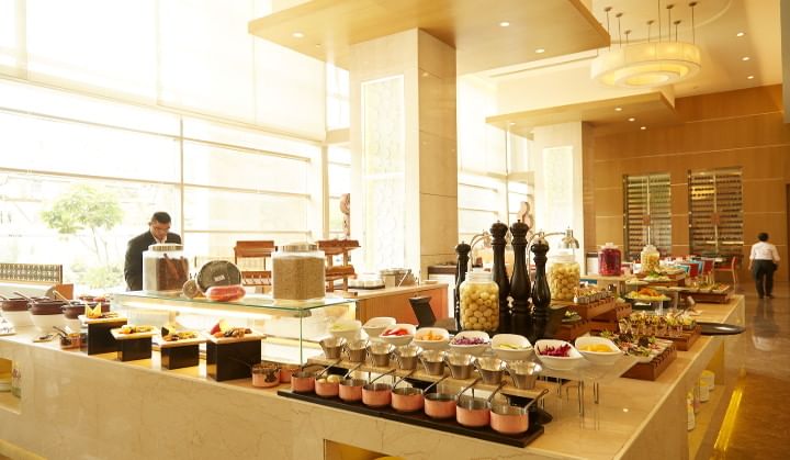 Buffet Restaurants in Velachery, Chennai | EazyDiner