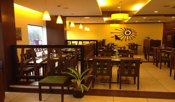 Buffet Restaurants in Velachery, Chennai | EazyDiner