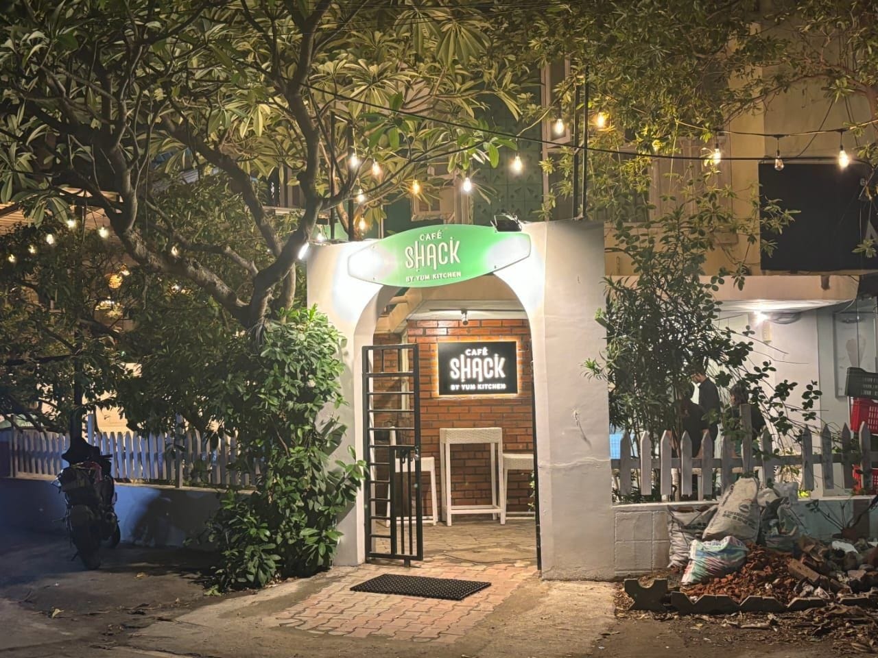 About Ciclo Cafe, Anna Nagar East, Chennai