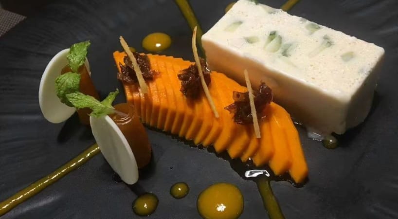 Razzberry Rhinoceros in Juhu Hotel, Mumbai | Get Upto 50% Off