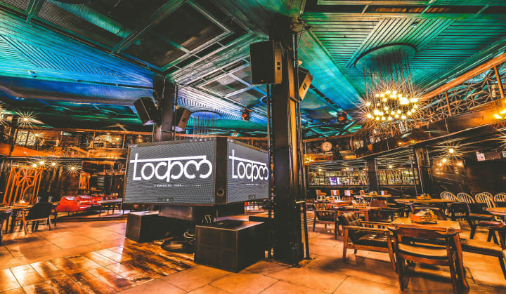 Best Bars and Pubs in Delhi NCR | Get Up to 50% Off