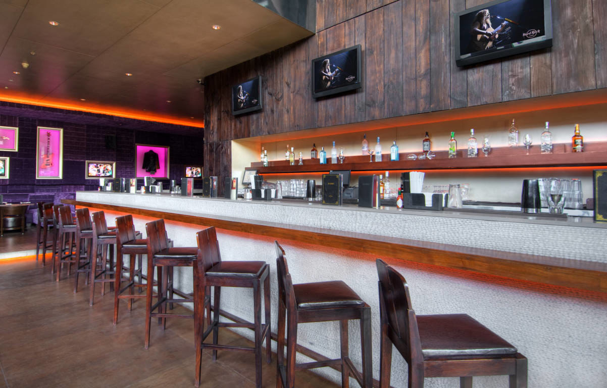 Best Bars and Pubs in Hyderabad | Get Up to 50% Off