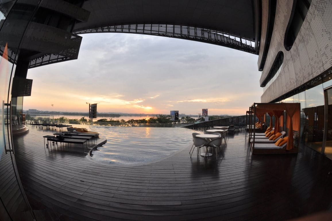Best Bars and Pubs in Hyderabad | Get Up to 50% Off