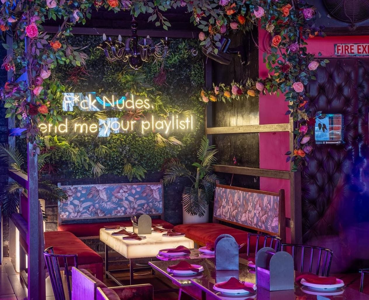 Best Bars and Pubs in Delhi NCR | Get Up to 50% Off