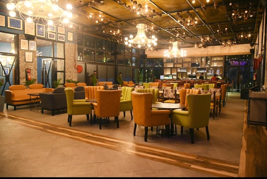 Best Bars and Pubs in Lucknow | Get Up to 50% Off