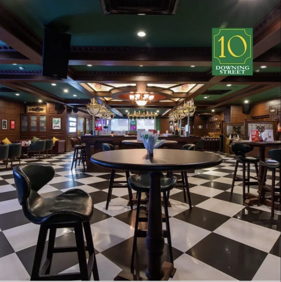Best Bars and Pubs in Indore | Get Up to 50% Off