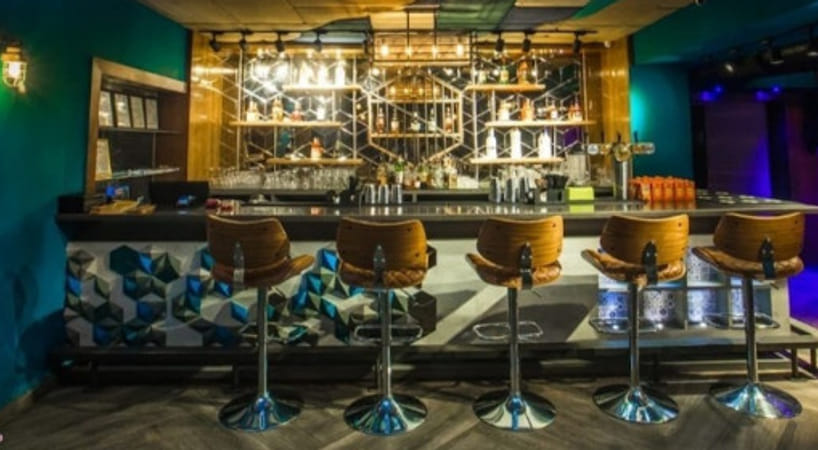 6th Avenue Resto Bar in Anna Nagar West, Chennai | Get Upto 50% Off