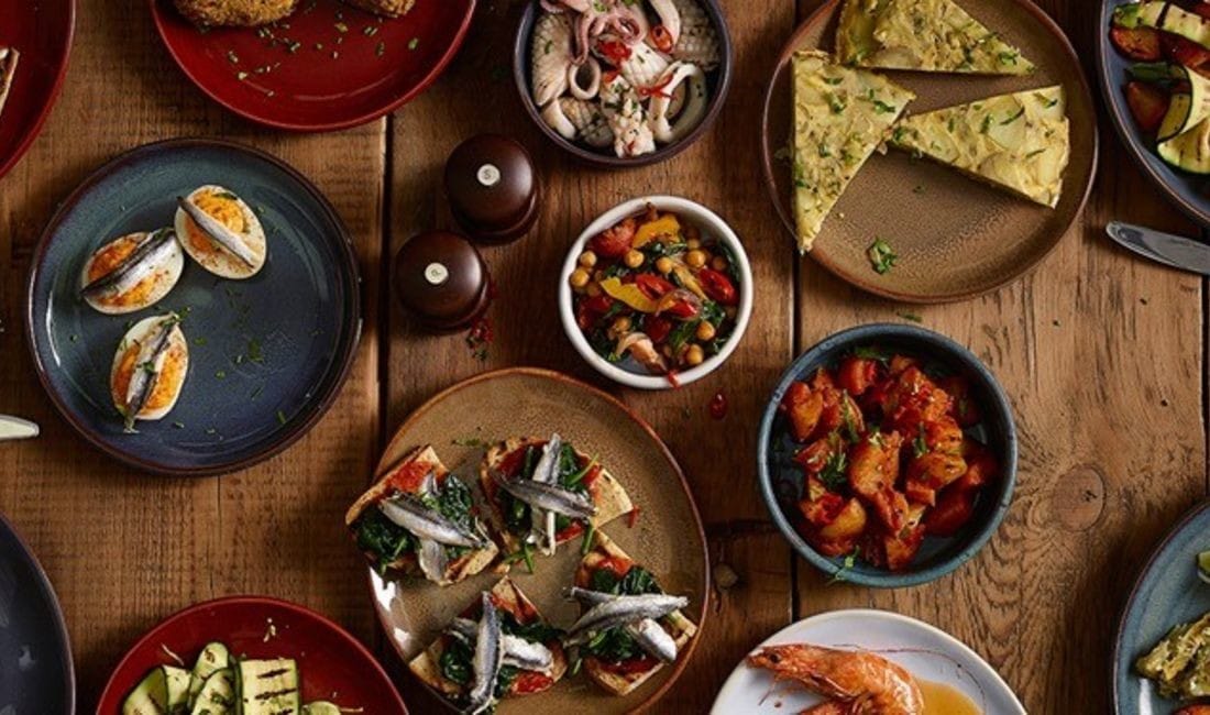 About Klinq - Cocktails & Cuisine, Viman Nagar, Pune