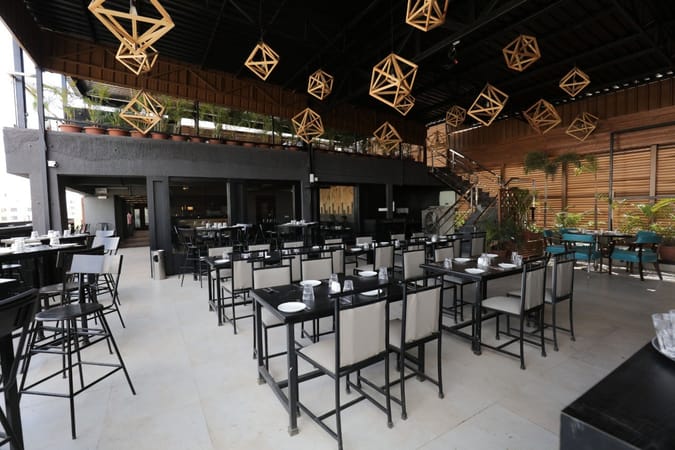About Popeye's Char Bar Lounge And Restaurant, Wakad, Pune