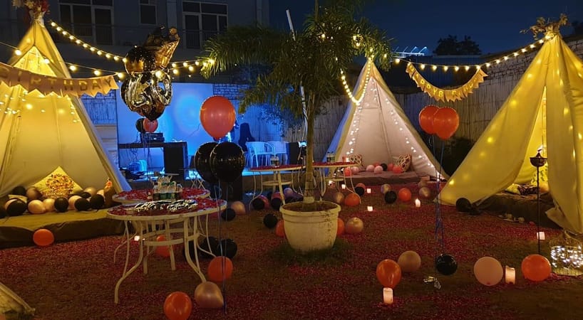 Explore The Big Tree Cafe in Sector 54, Gurgaon
