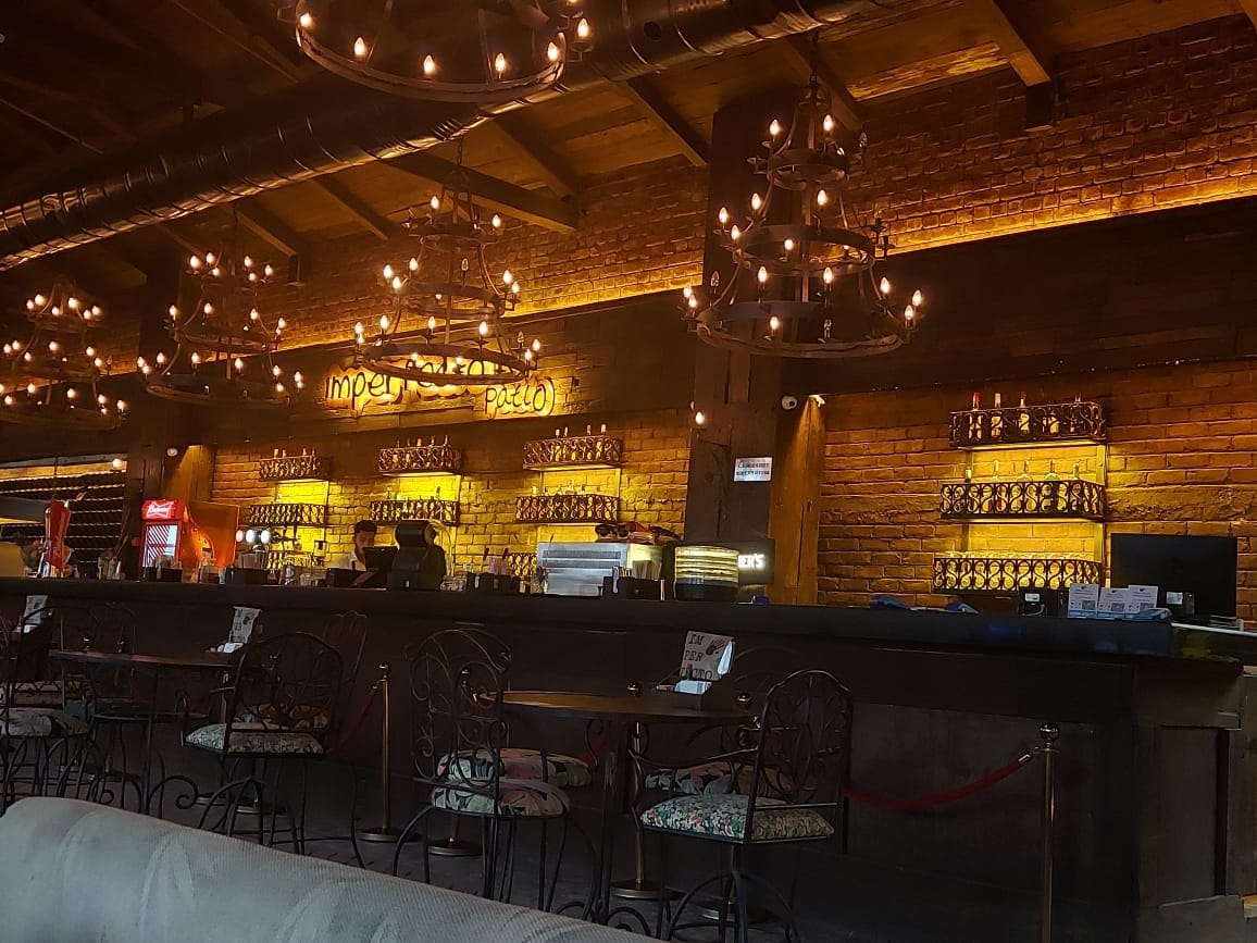 Explore Imperfecto Patio in Sector 51, Gurgaon