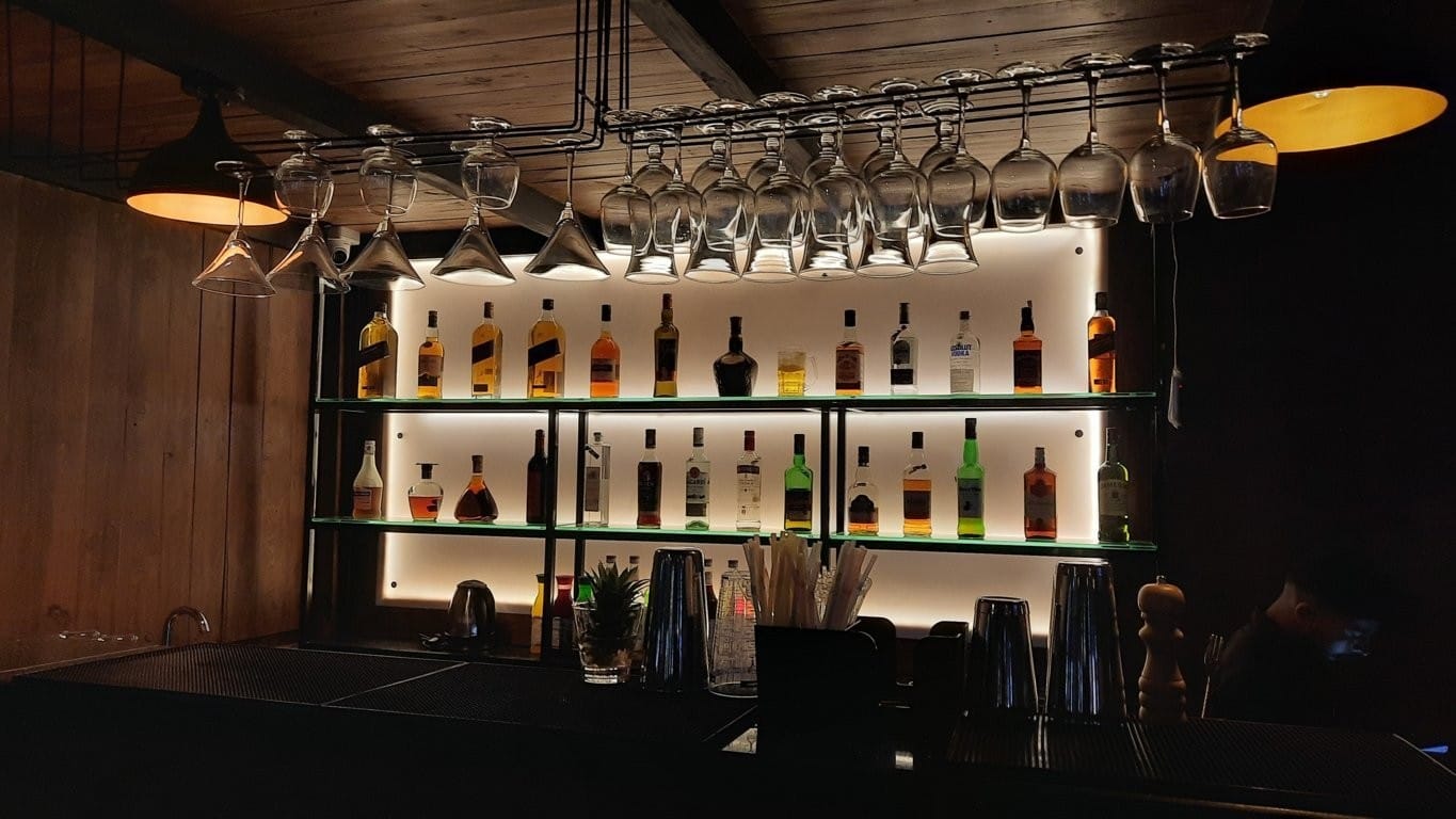 Abana Club & Kitchen in Gachibowli, Hyderabad | Get Upto 50% Off