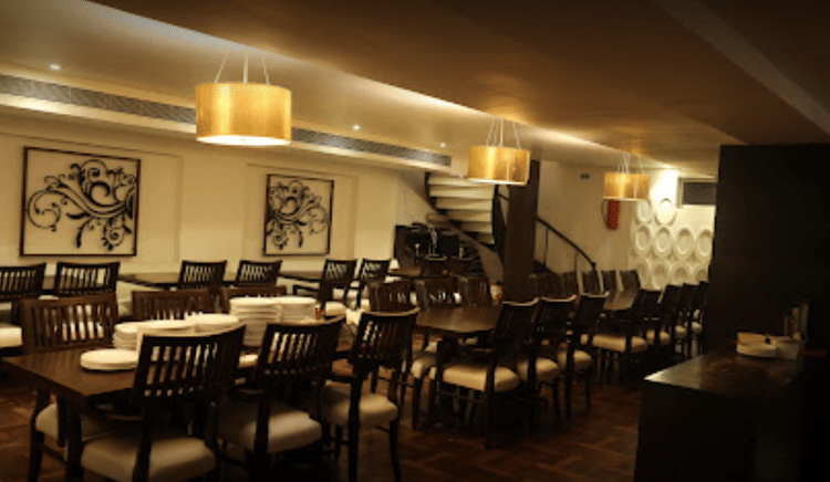 Explore Bench & Bar in Sakinaka, Central Mumbai