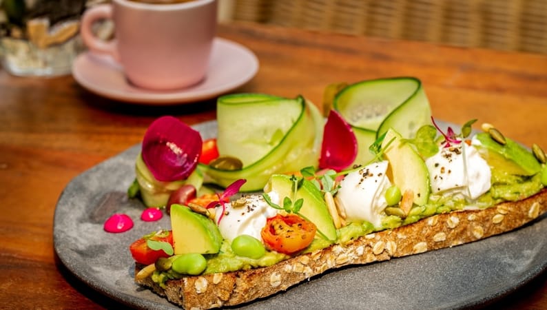 SAZ - American Brasserie in Jio World Drive, BKC | Get Upto 50% Off