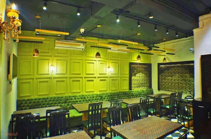 4th Street Dining Hall in Sector 3, Salt Lake | Get Upto 50% Off