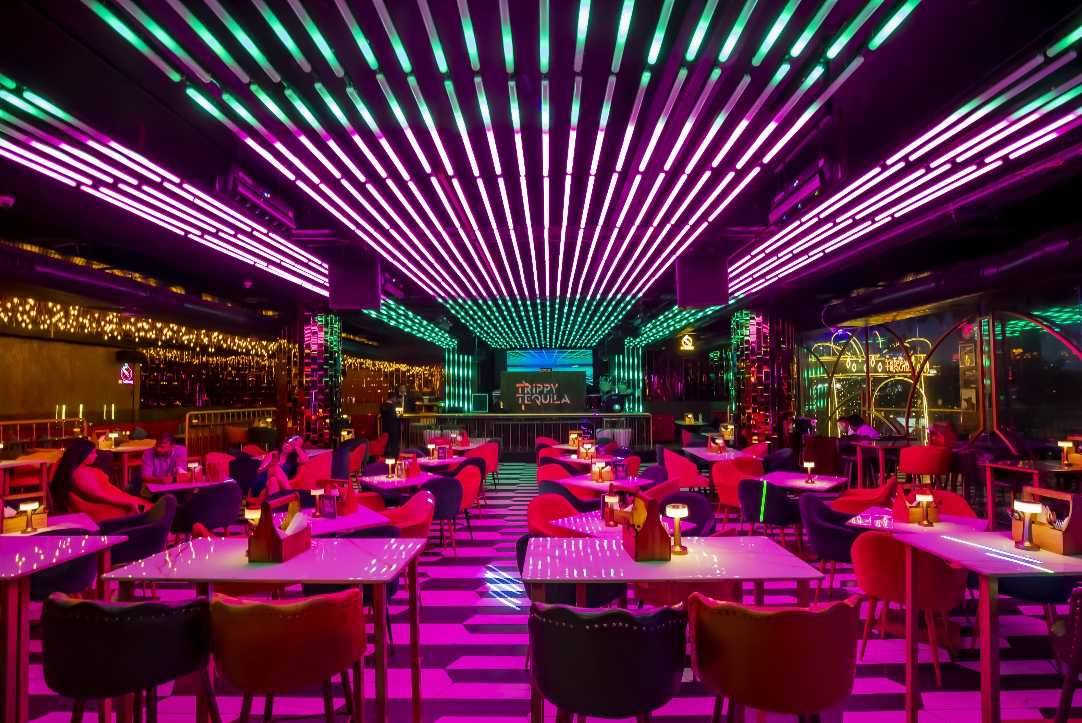 Best Bars and Pubs in Gardens Galleria Mall, Sector 38 Noida | EazyDiner