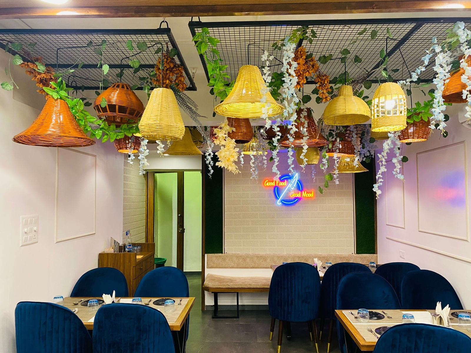 The 20 Best Restaurants in Wakad, PuneFeb 2026 | EazyDiner