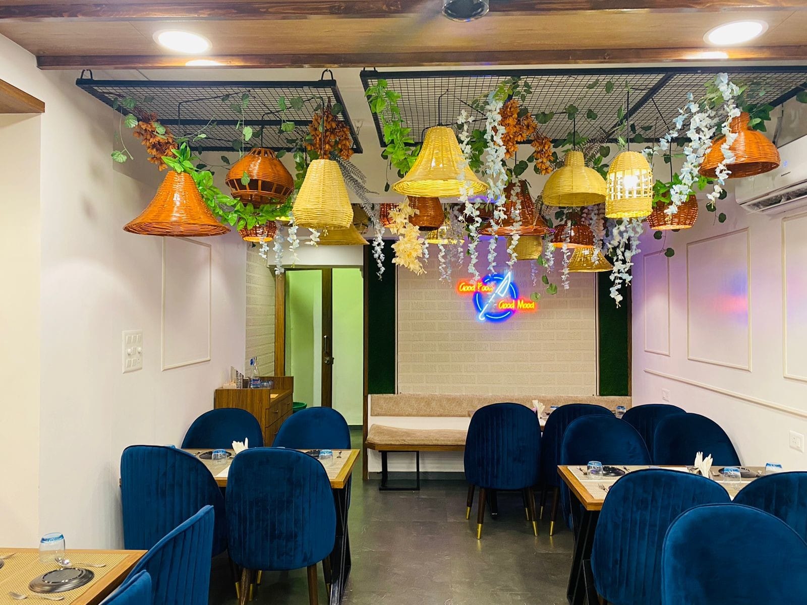 The 20 Best Restaurants in Wakad, PuneFeb 2026 | EazyDiner