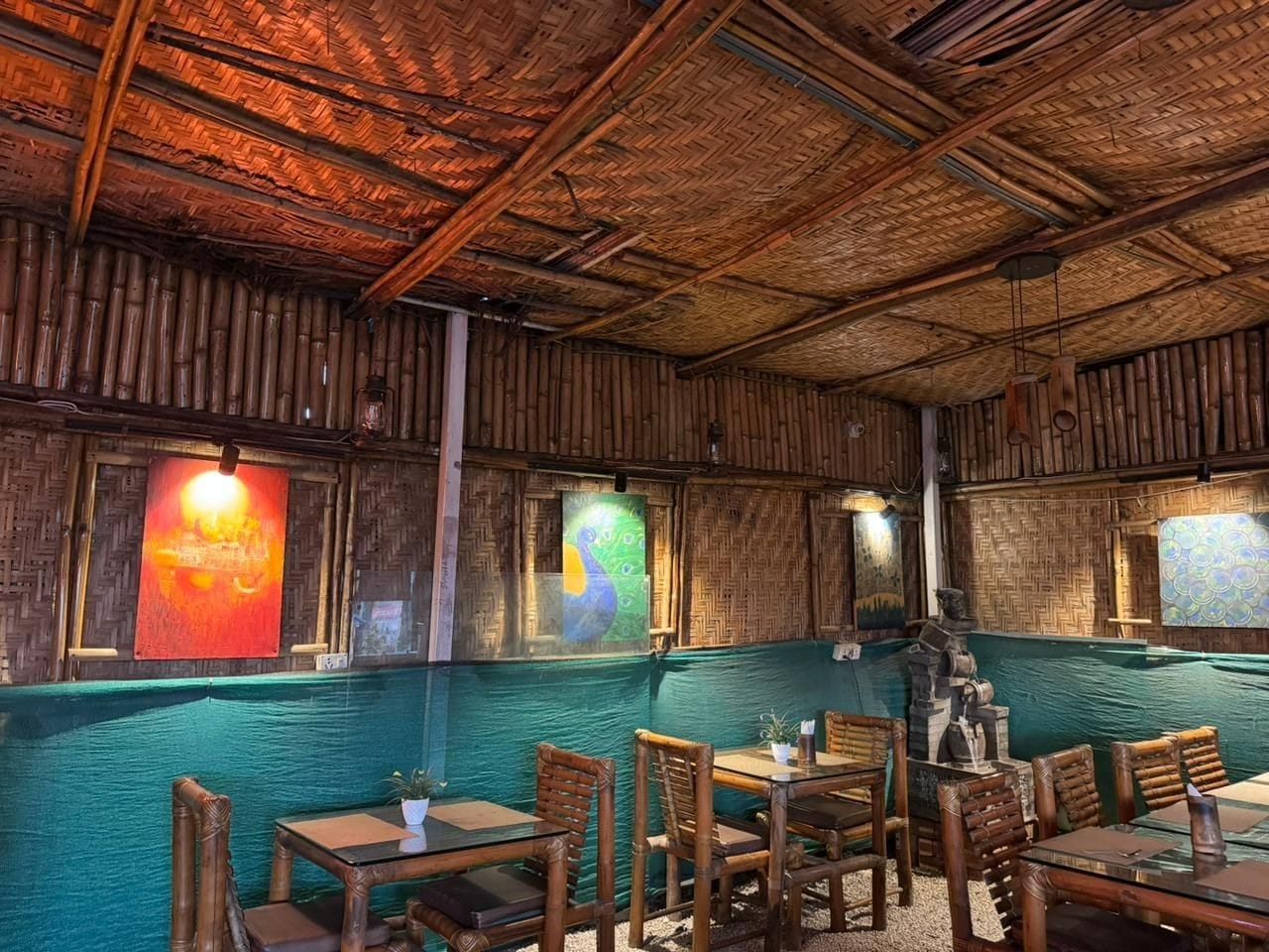 Explore Sizzi's Kitchen in Mahalaxmi nagar, Indore
