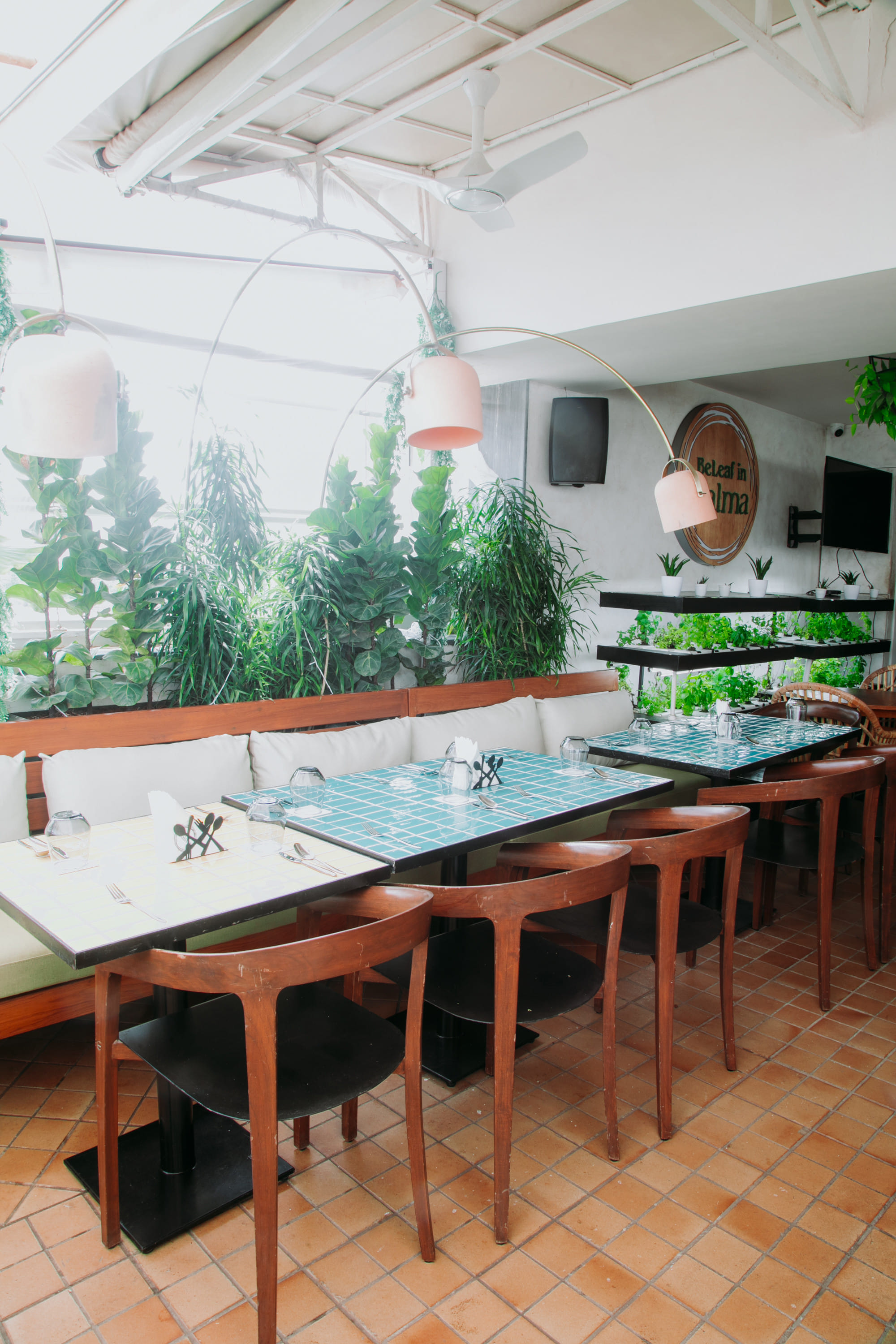 The 20 Best Restaurants in Nariman Point, South MumbaiJul 2025 | EazyDiner