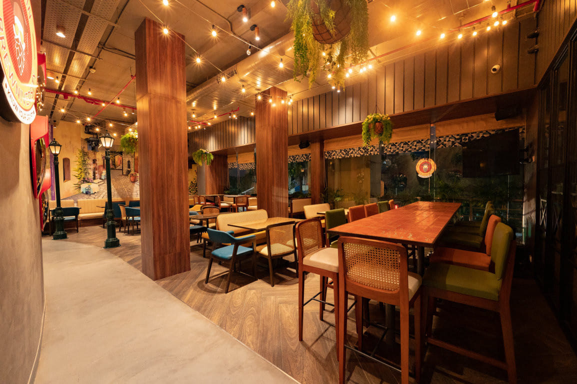 Explore Effingut in MGF Metropolitan Mall, Saket