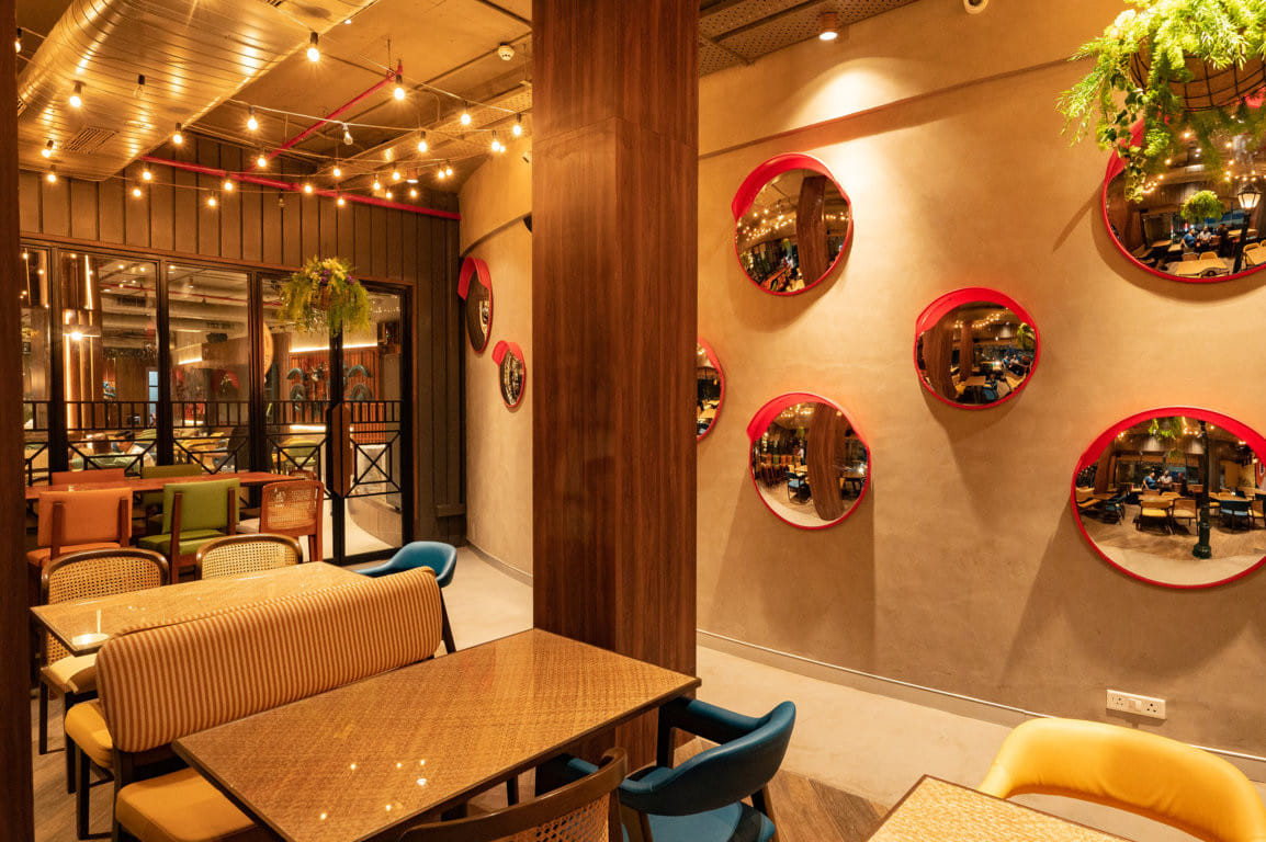 Explore Effingut in MGF Metropolitan Mall, Saket