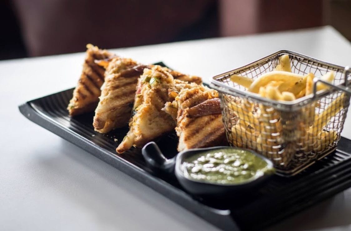 Checkout Best Restaurants in Indore | Get Upto 50% Off