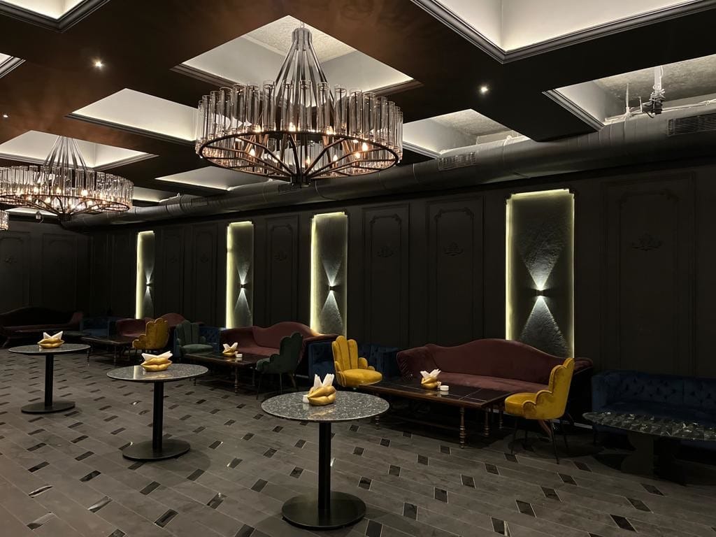 Shiloh in Andheri West, Western Suburbs | Get Upto 50% Off