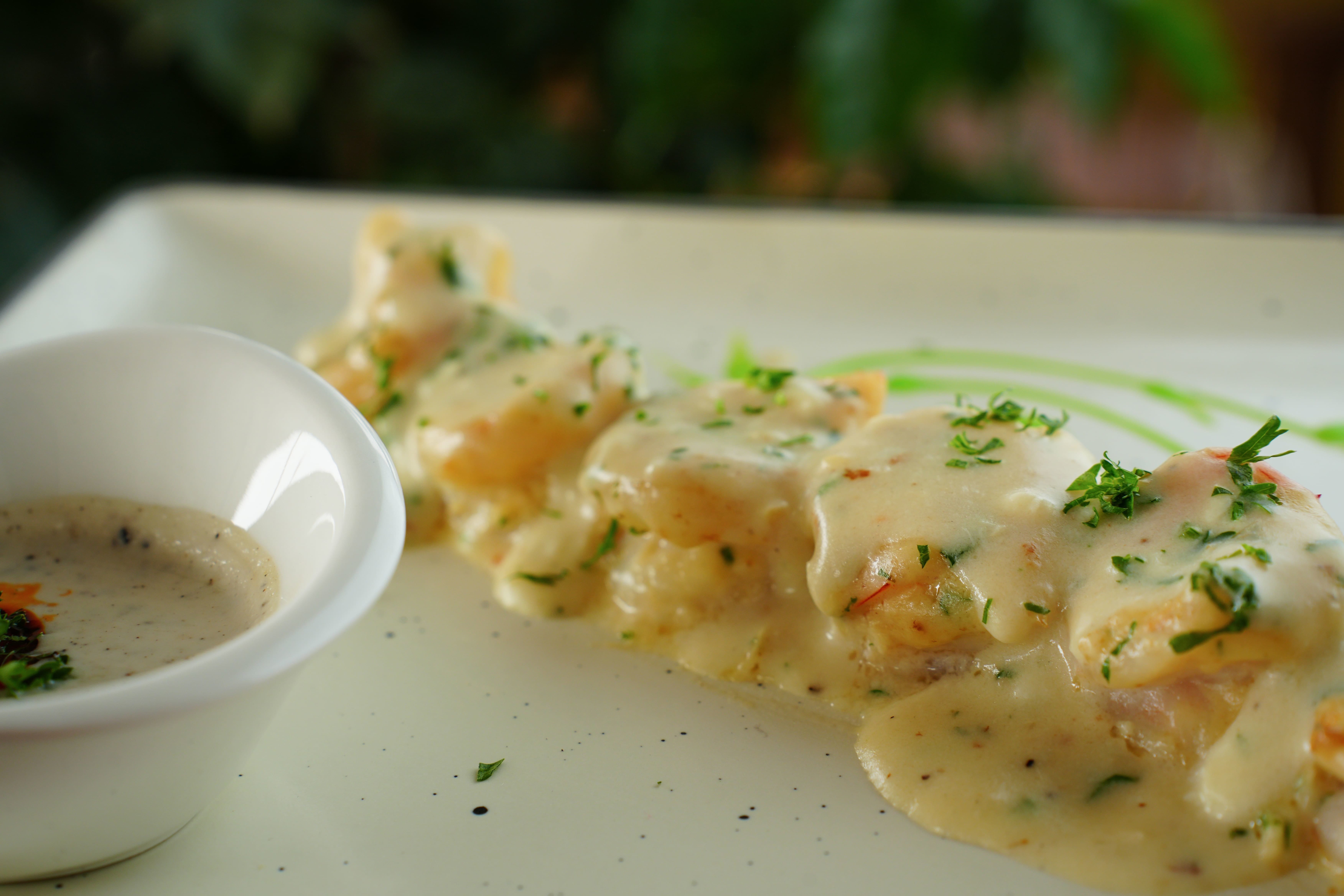 Explore Escada - All Day Kitchen & Bar in Viman Nagar, Pune