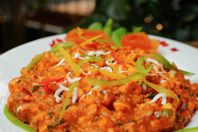 Explore Escada - All Day Kitchen & Bar in Viman Nagar, Pune