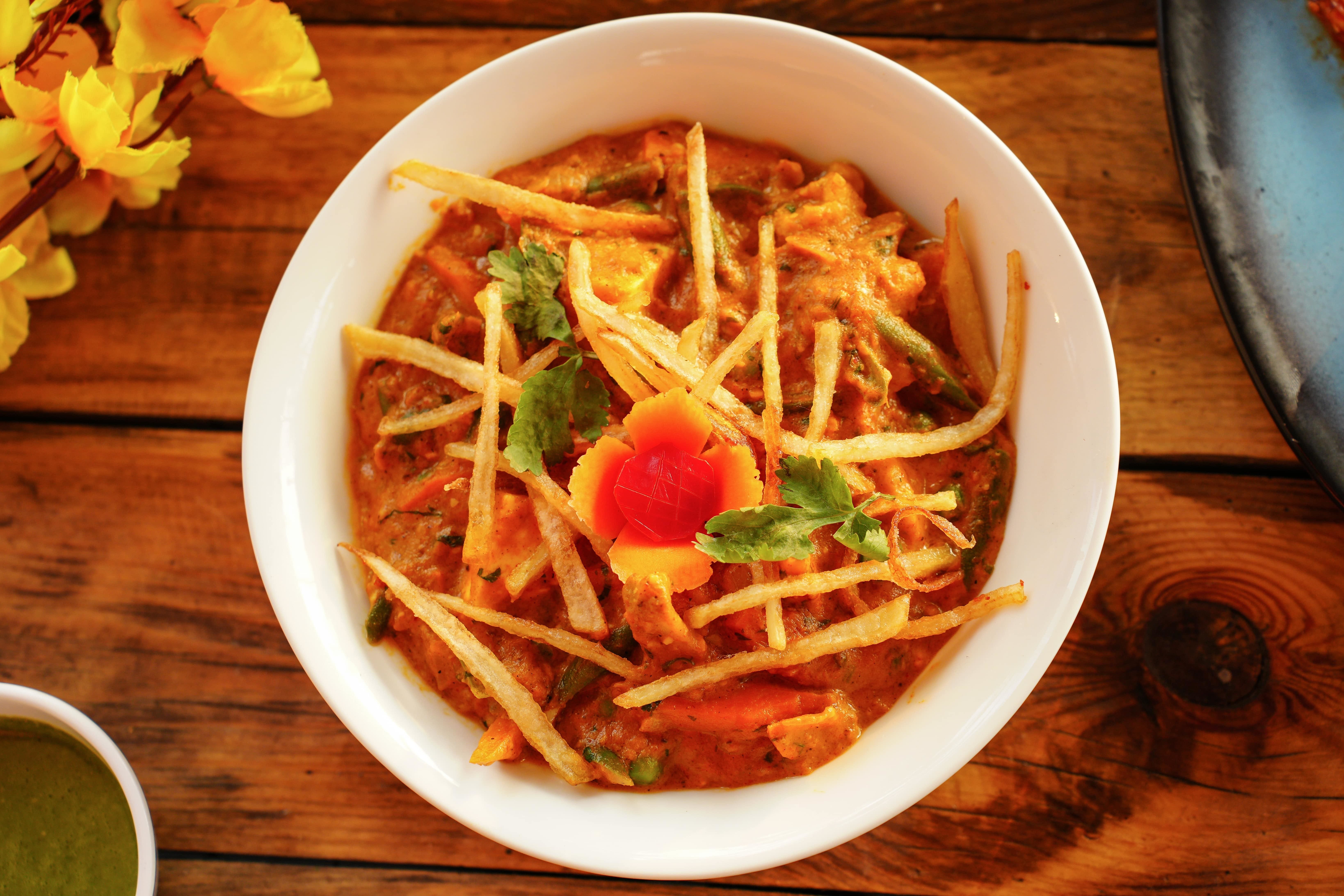 Explore Escada - All Day Kitchen & Bar in Viman Nagar, Pune