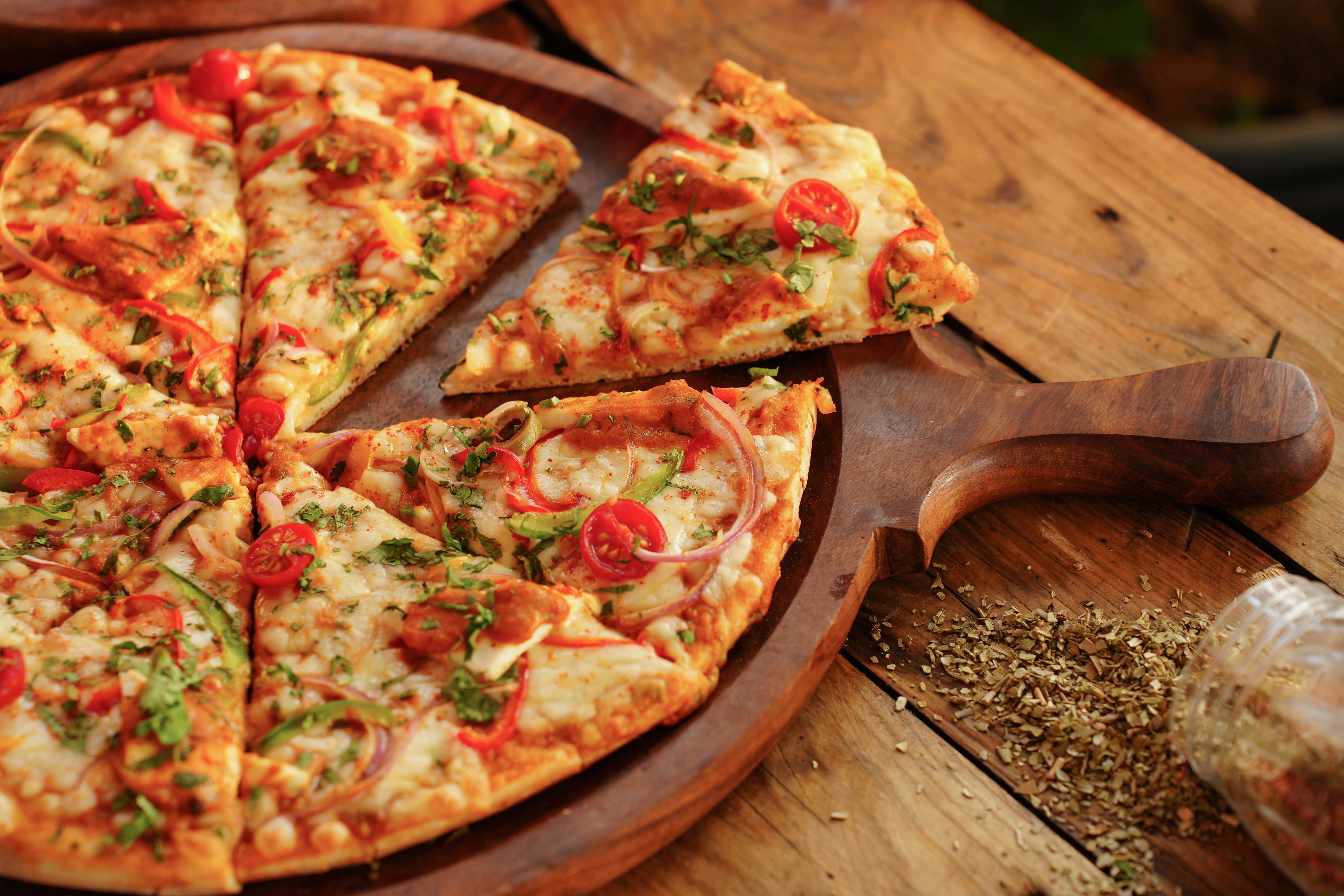 Explore Escada - All Day Kitchen & Bar in Viman Nagar, Pune