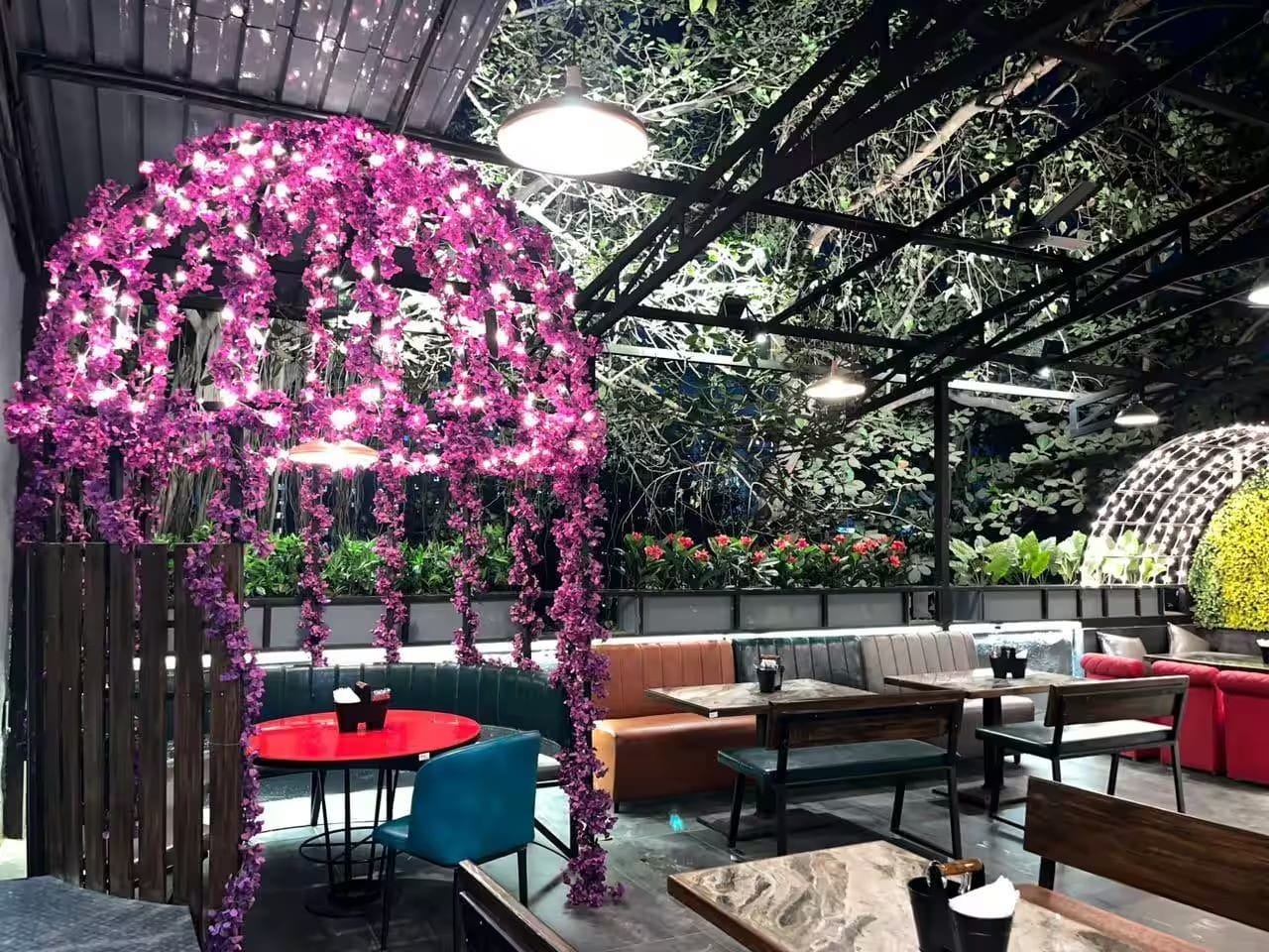 LVEL Bar & Diner in Sakinaka, Central Mumbai | Get Upto 50% Off