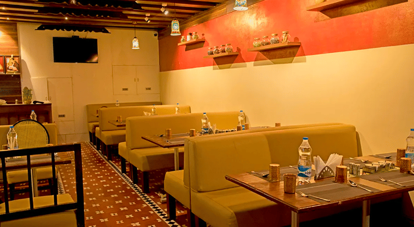 Explore Kaaraikudi Chettinad Restaurant in VR Mall, Anna Nagar, Chennai