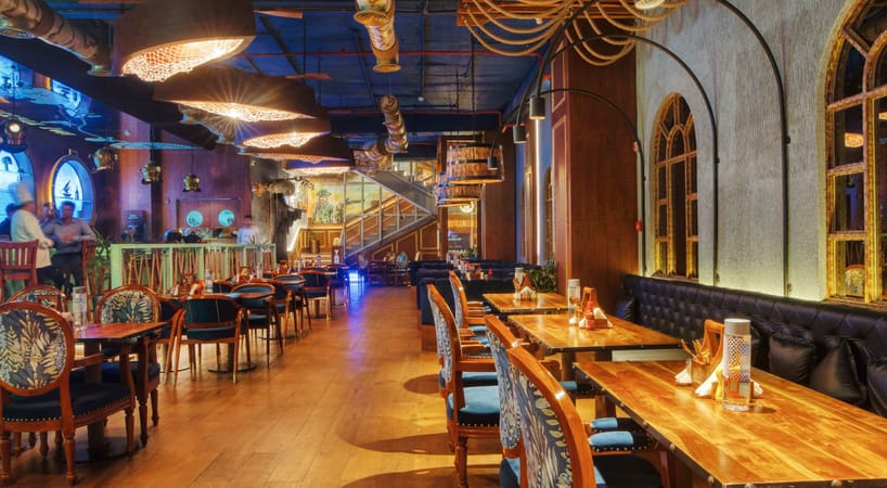 Dutchman Portz in Spectrum Metro Mall, Noida | Get Upto 50% Off