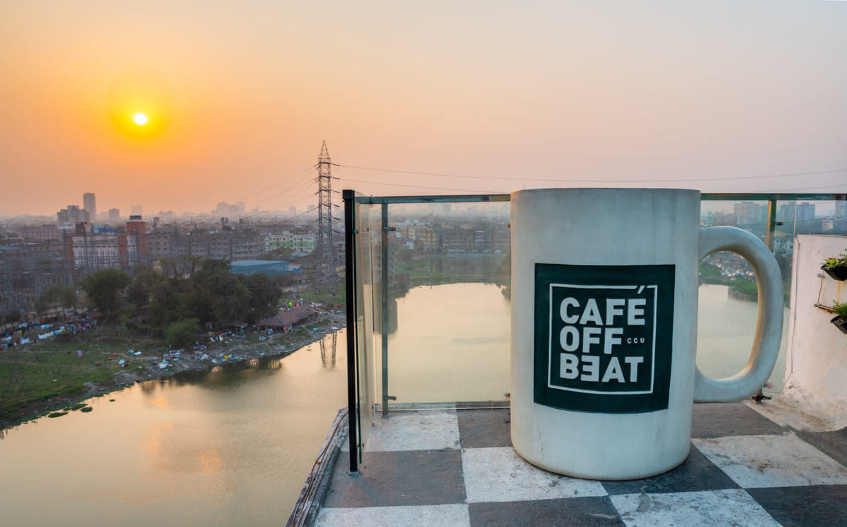 OG by the lake in Topsia, Kolkata | Get Upto 50% Off