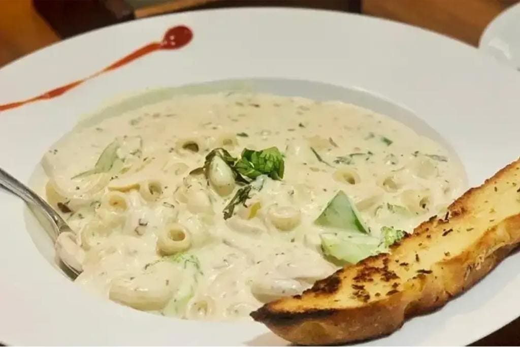 About Sizzi's Kitchen, Mahalaxmi nagar, Indore