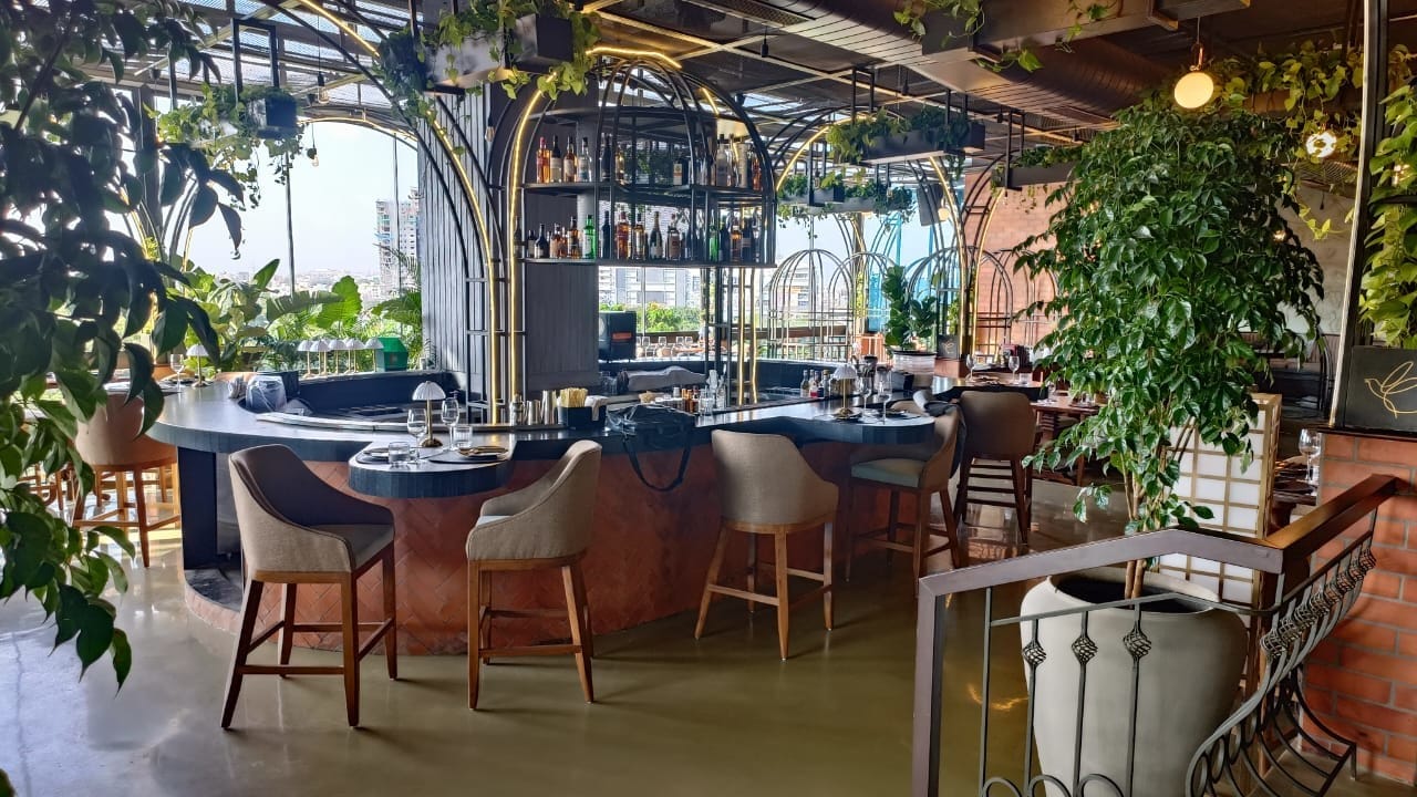 Abana Club & Kitchen in Gachibowli, Hyderabad | Get Upto 50% Off