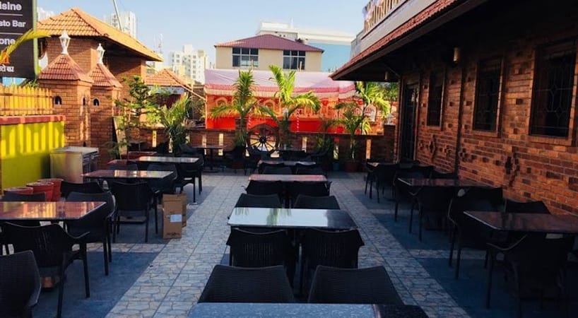 About Manali Family Restaurant & Bar, Baner, Pune