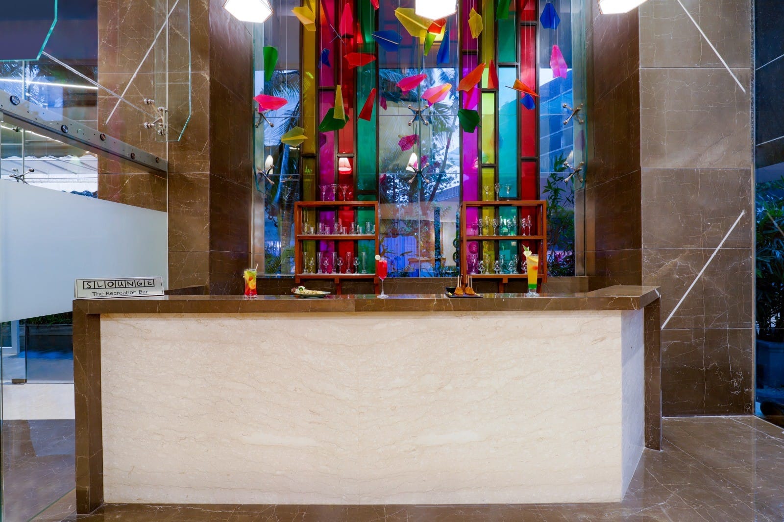 BKC Dive in Bandra Kurla Complex (BKC), Western Suburbs | Get Upto 50% Off