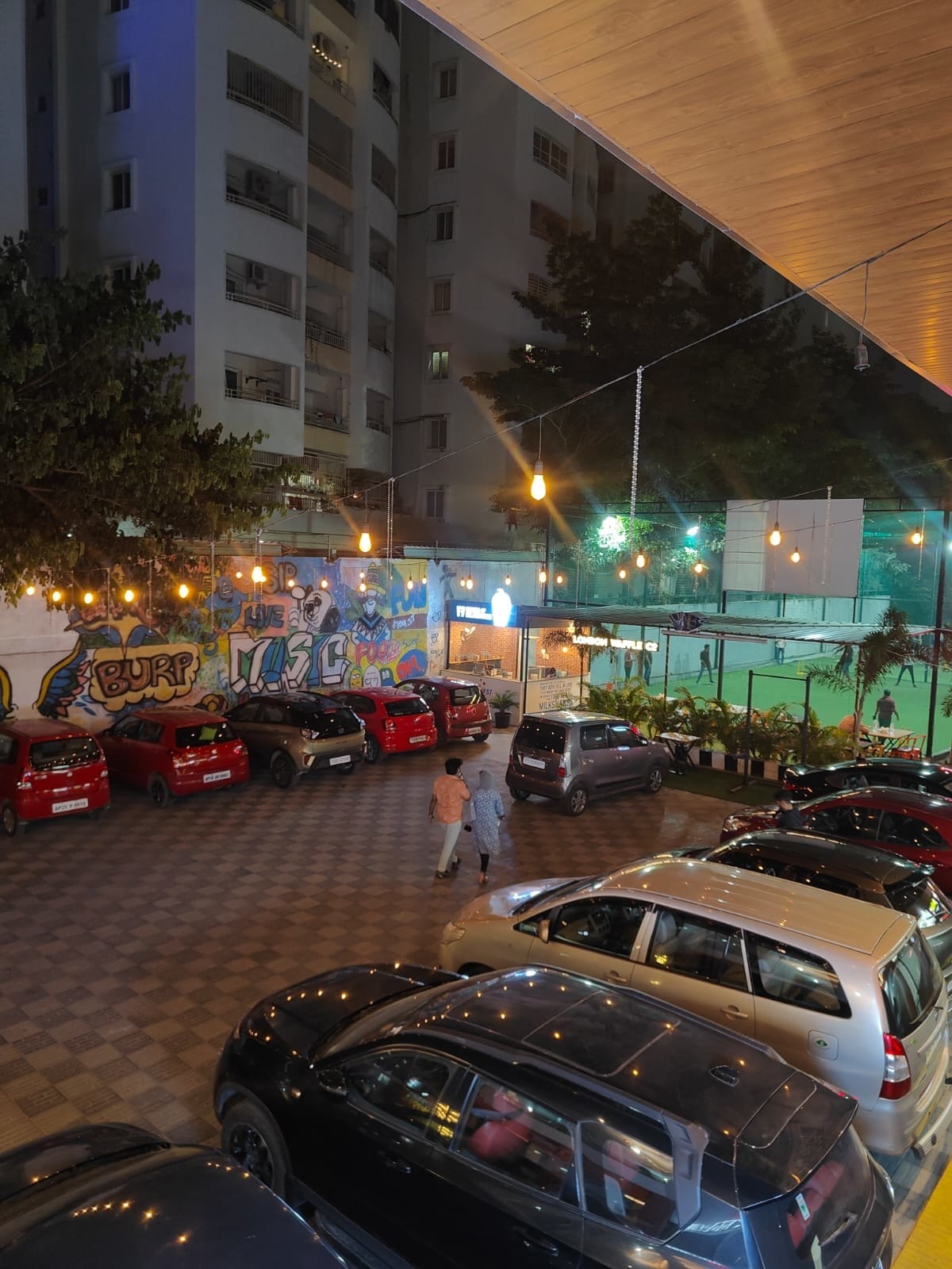 Get 25% Off upto ₹1000 at Barbeque Nation, Salarpuria Sattva Knowledge ...