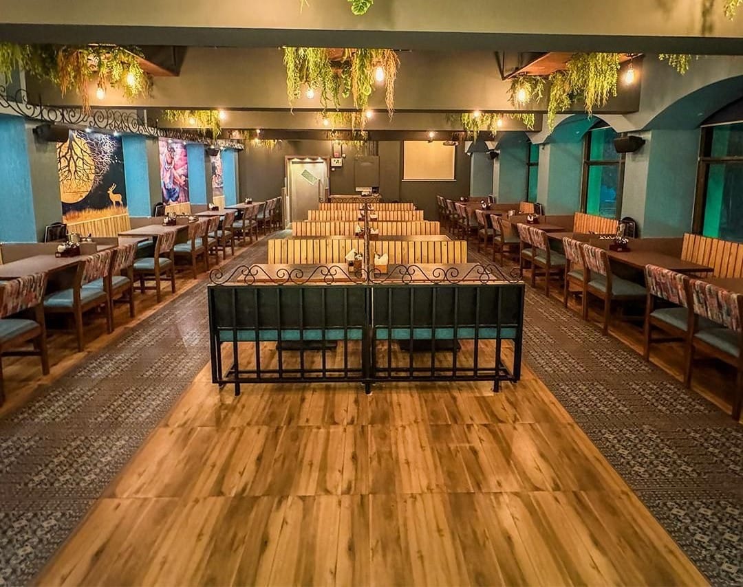 Best Bars and Pubs in Andheri West, Western Suburbs | EazyDiner